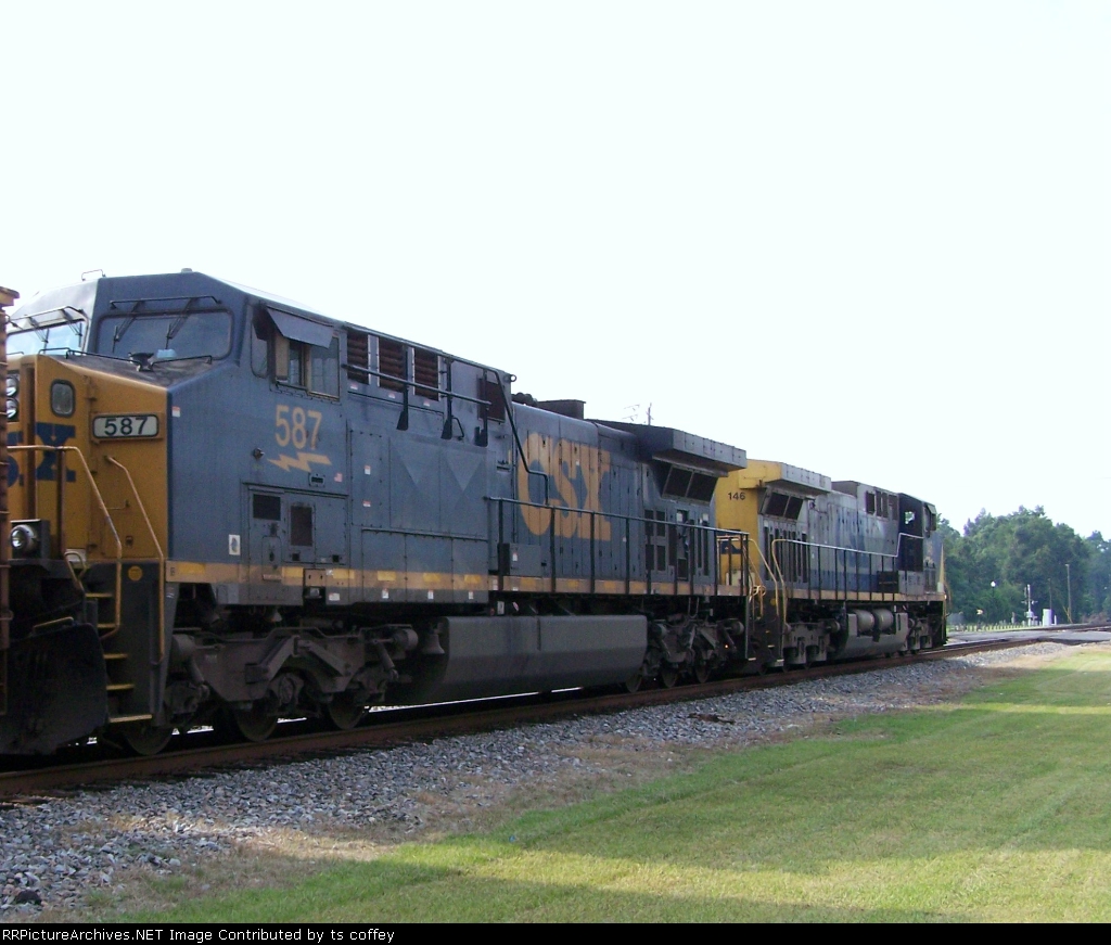 CSX 587